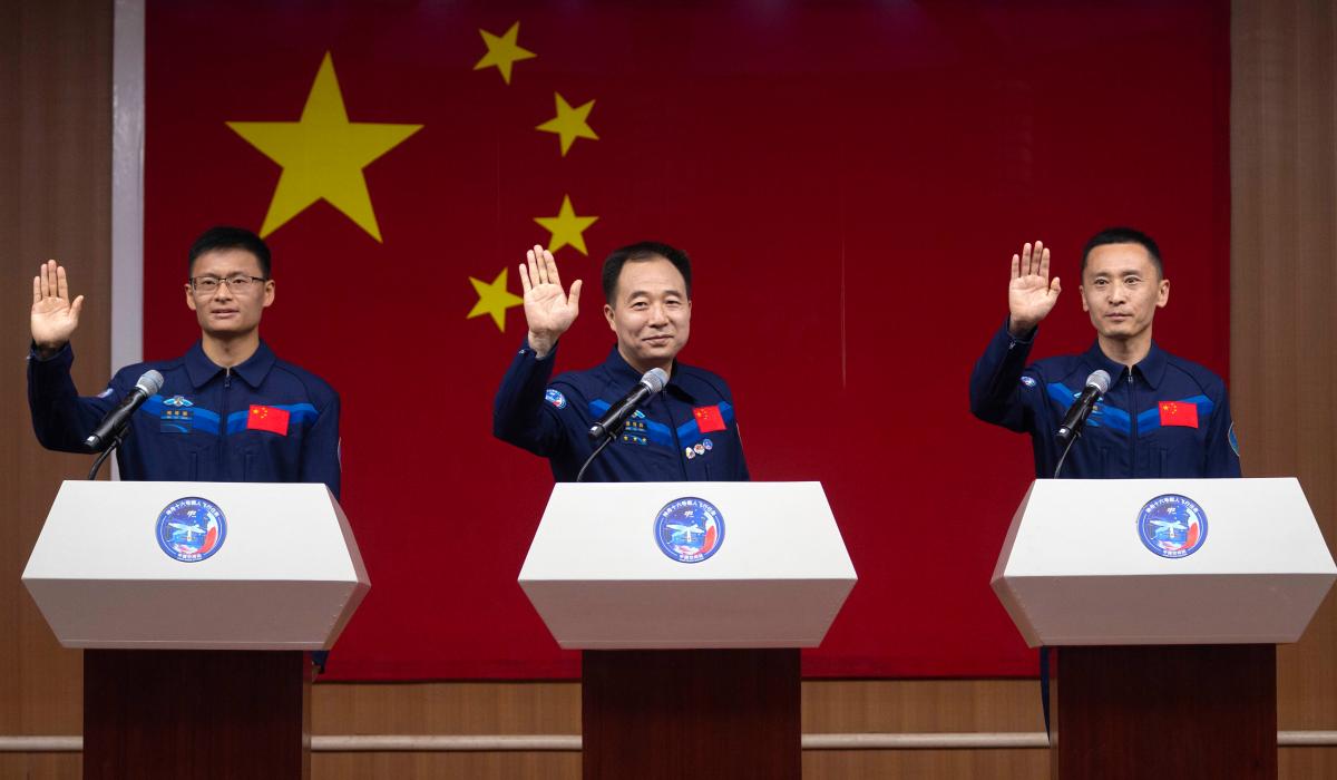 China plans to land astronauts on the moon before 2030 in new space ...