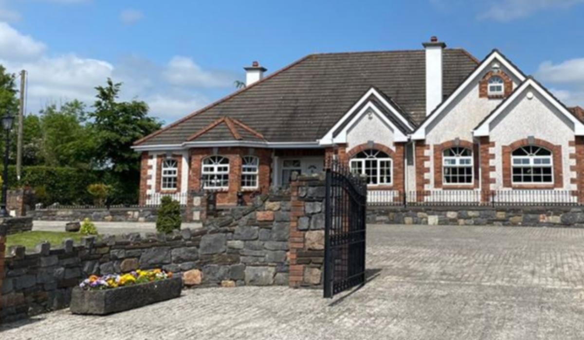High-end property with elegant features for sale in Kilkenny - see pics ...
