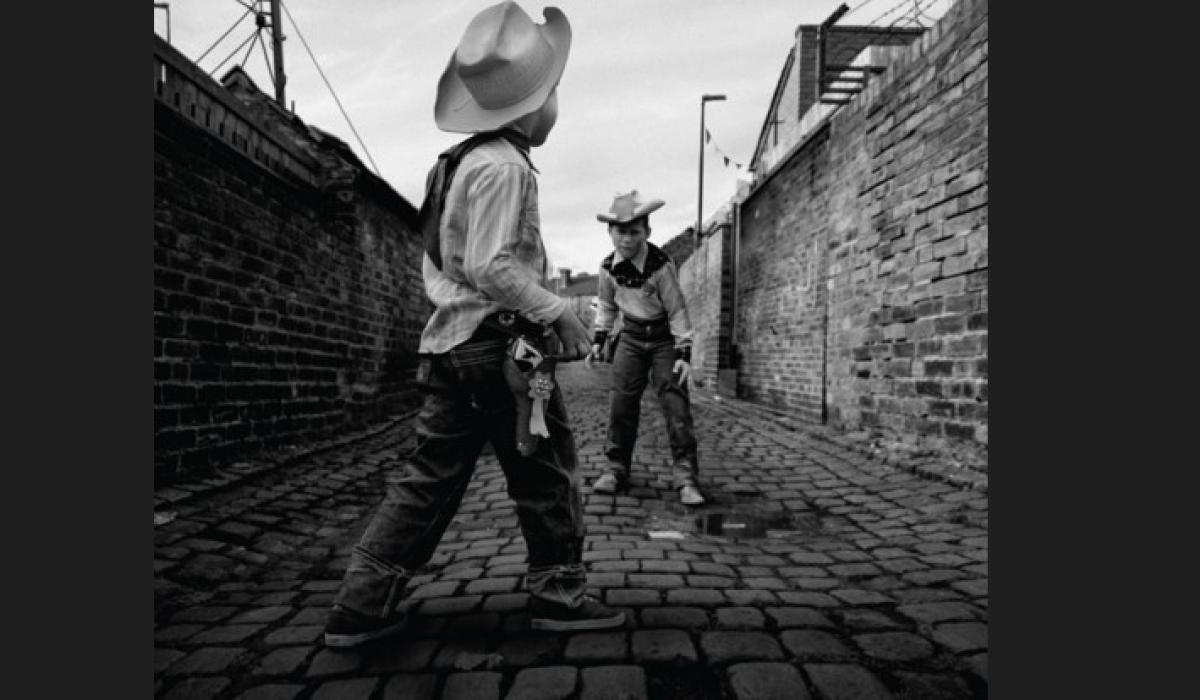 Fast-paced and darkly funny Mojo Mickybo is set to wow Kilkenny ...