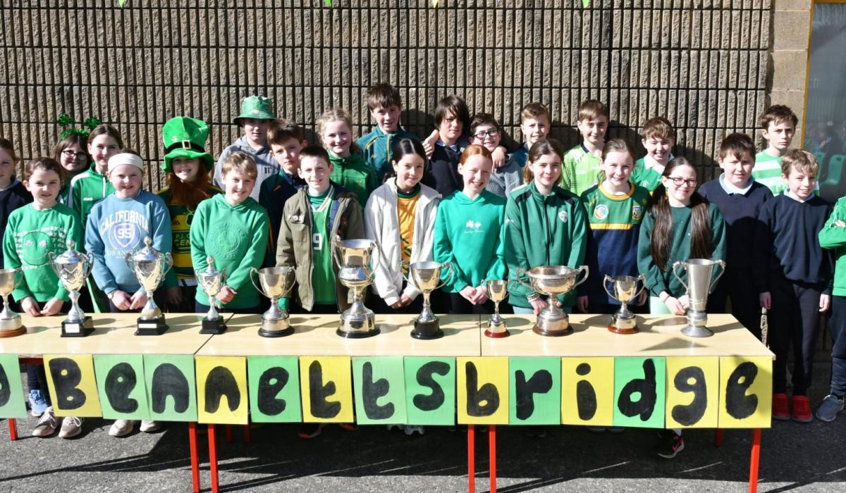 Pictures: Bennettsbridge Camogie Club-Bord na NÓg pays visit to ...