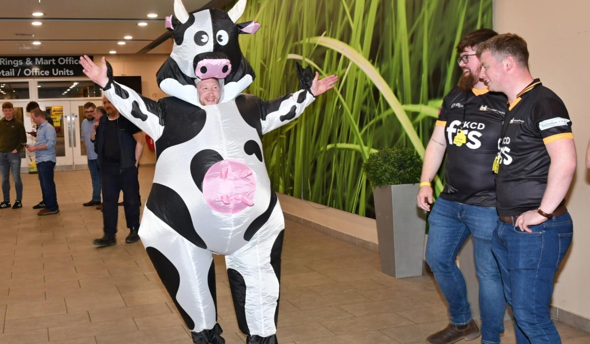 Pictures: Mr Personality Festival - Matt flies the flag proudly for ...