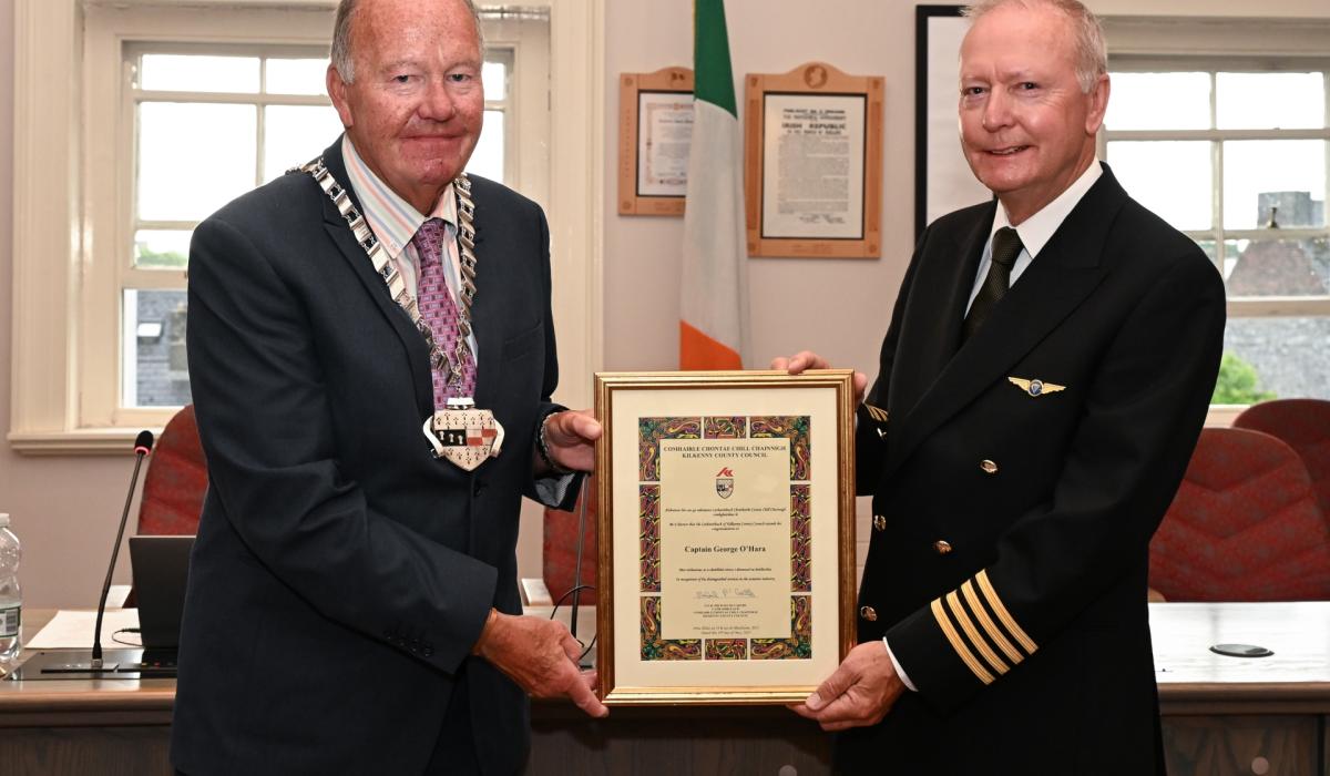 Extraordinary Kilkenny pilot celebrated for decorated career - Kilkenny ...