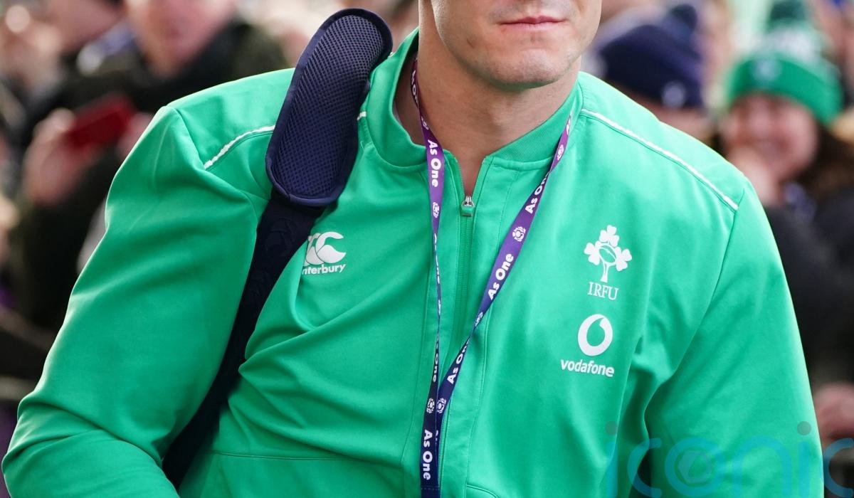 Ireland captain Johnny Sexton suffers season-ending groin injury ...