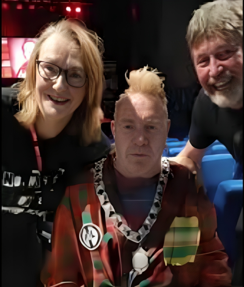 Kilkenny's deputy mayor expresses regret after photo with controversial ...