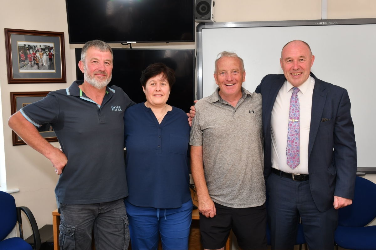 PICTURES: Tributes paid to Sergeant Peter McConnon in Kilkenny - Page 1 ...