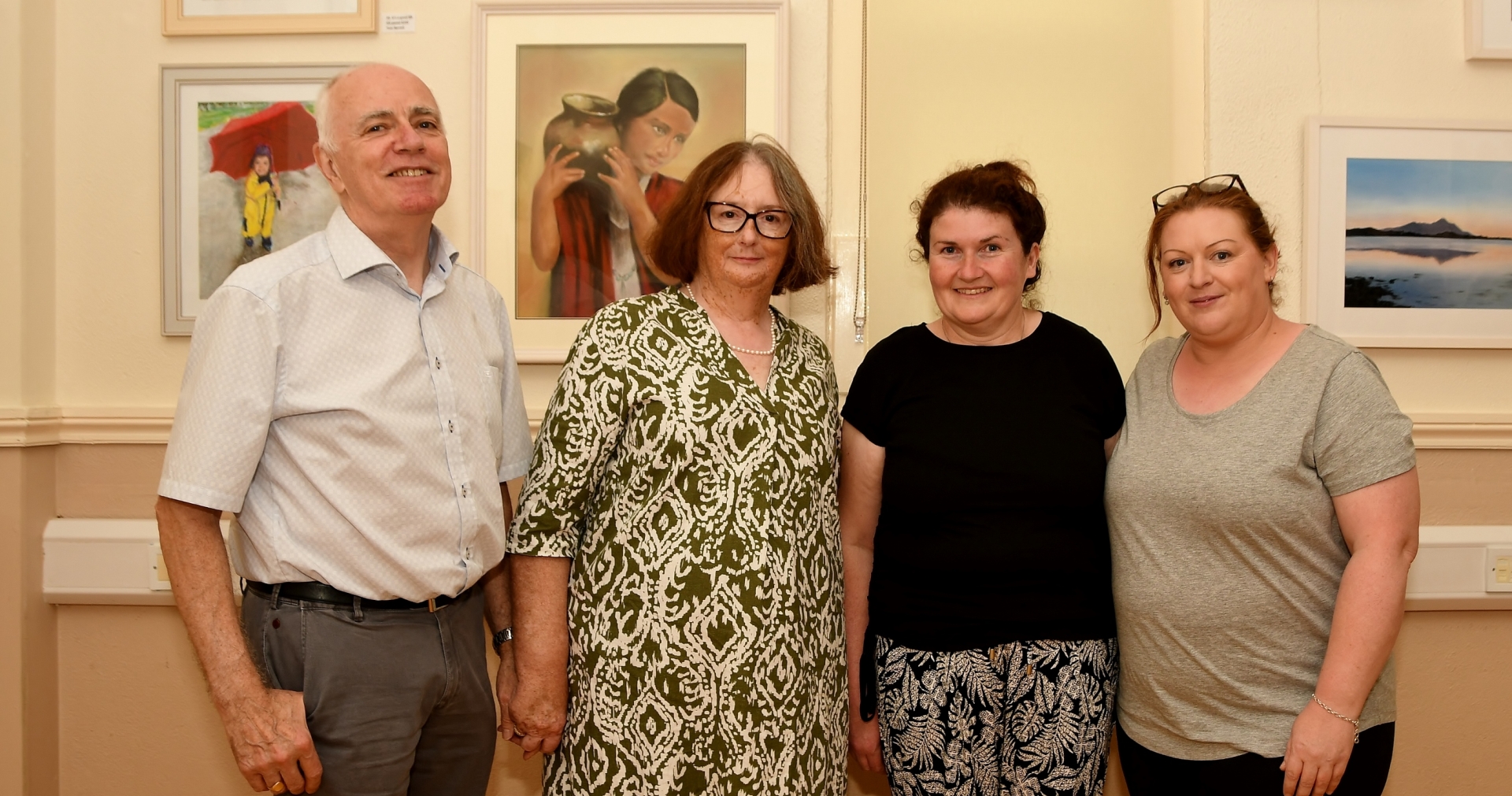 Pictures: Great turnout for Bennettsbridge art group exhibition - Page ...