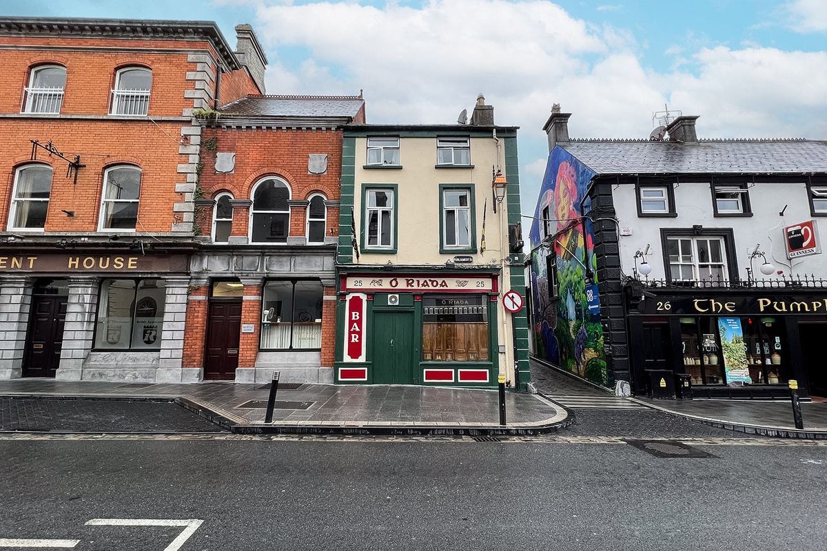 Landmark pub in Kilkenny City for sale - see details! - Page 1 of 17 ...