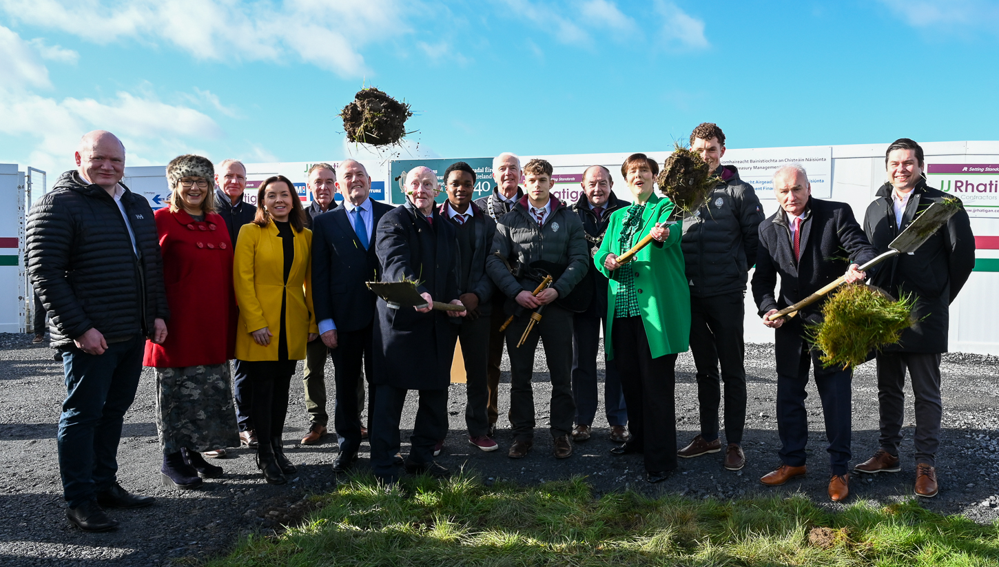 Pictures: Kilkenny schools roll out red carpet for minister as sod ...