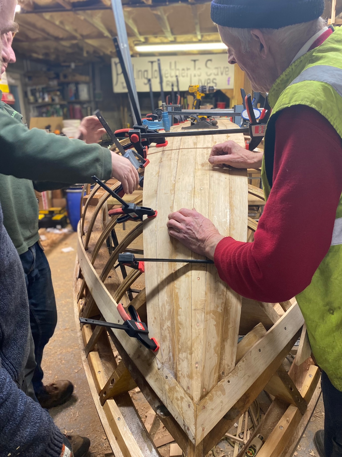 Kilkenny boat building challenge is reviving traditional Mayo currach ...