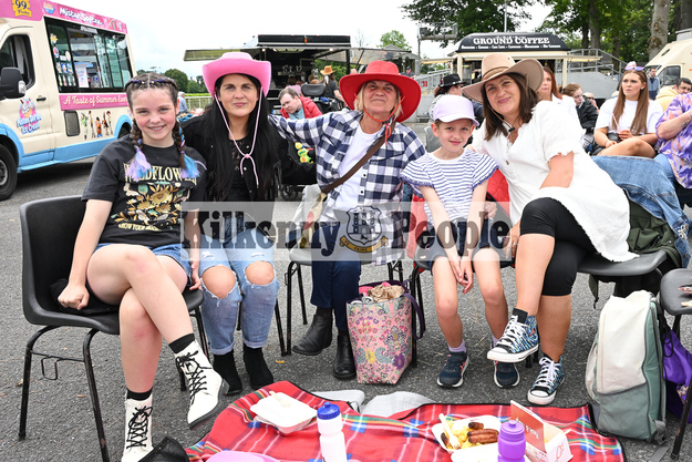 PICTURES: Great craic at Kilkenny Country Music Festival in Gowran Park - Page 9 of 17 ...