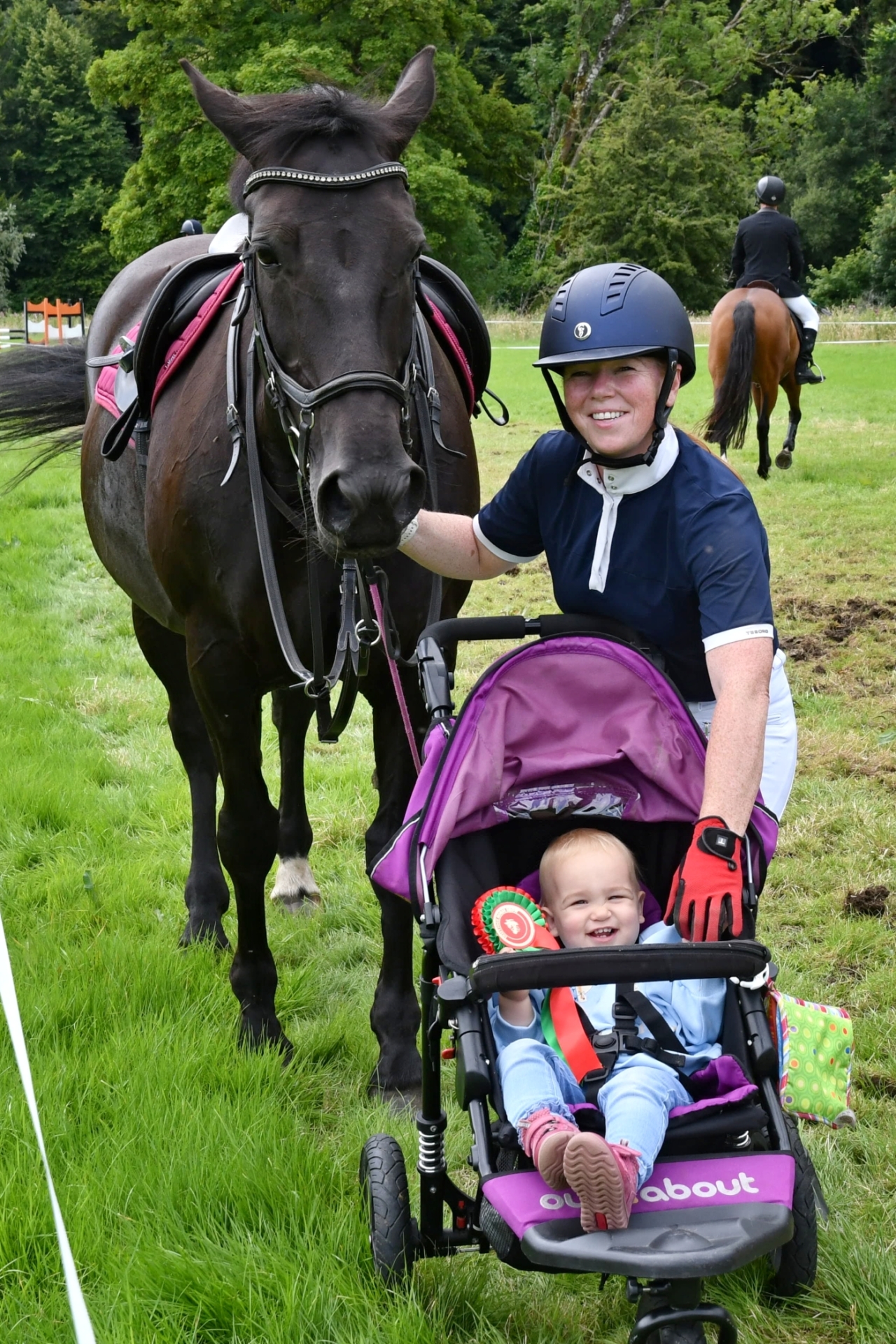 Pictures: Show jumping and great crowds at Inistioge Horse Show after ...